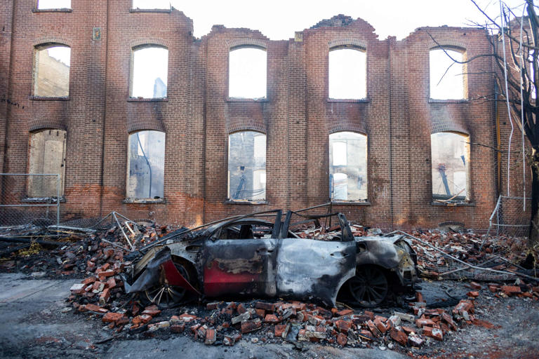 Allentown fire: 6-alarm blaze rips through former factory, displaces ...