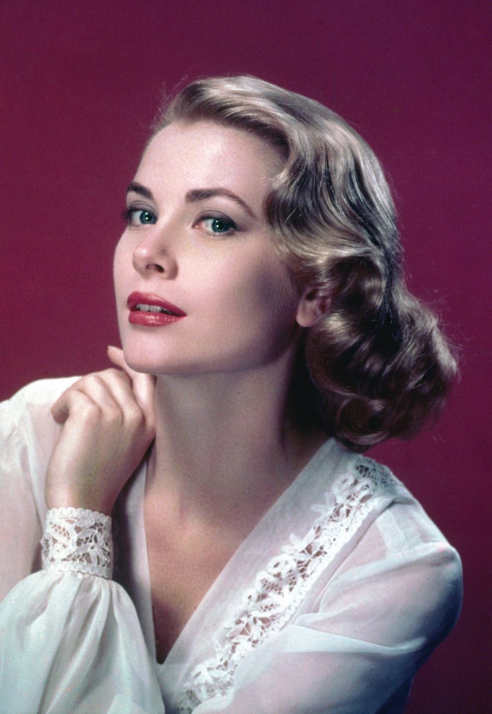 The best 50s hairstyles for a vintage feel