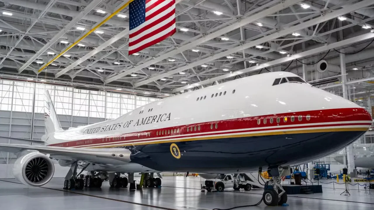 The $400M Boeing 747 gifted to the US by Qatar must pass this brutal ...