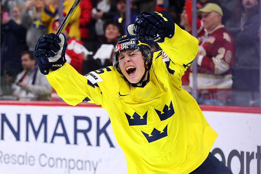Sharks select Sweden’s Ivar Stenberg with No. 2 pick in NHL draft