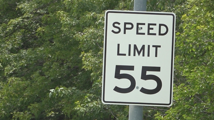 Speed limit increase starts next week for Iowa highways, officials ...