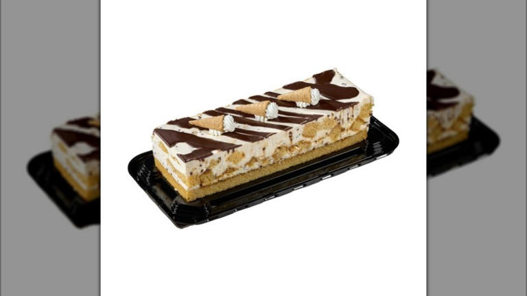 Costco's new ice cream-inspired bar cake has shoppers wanting to buy 2 ...