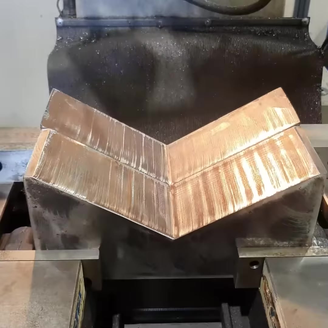 A precision pair of V-blocks