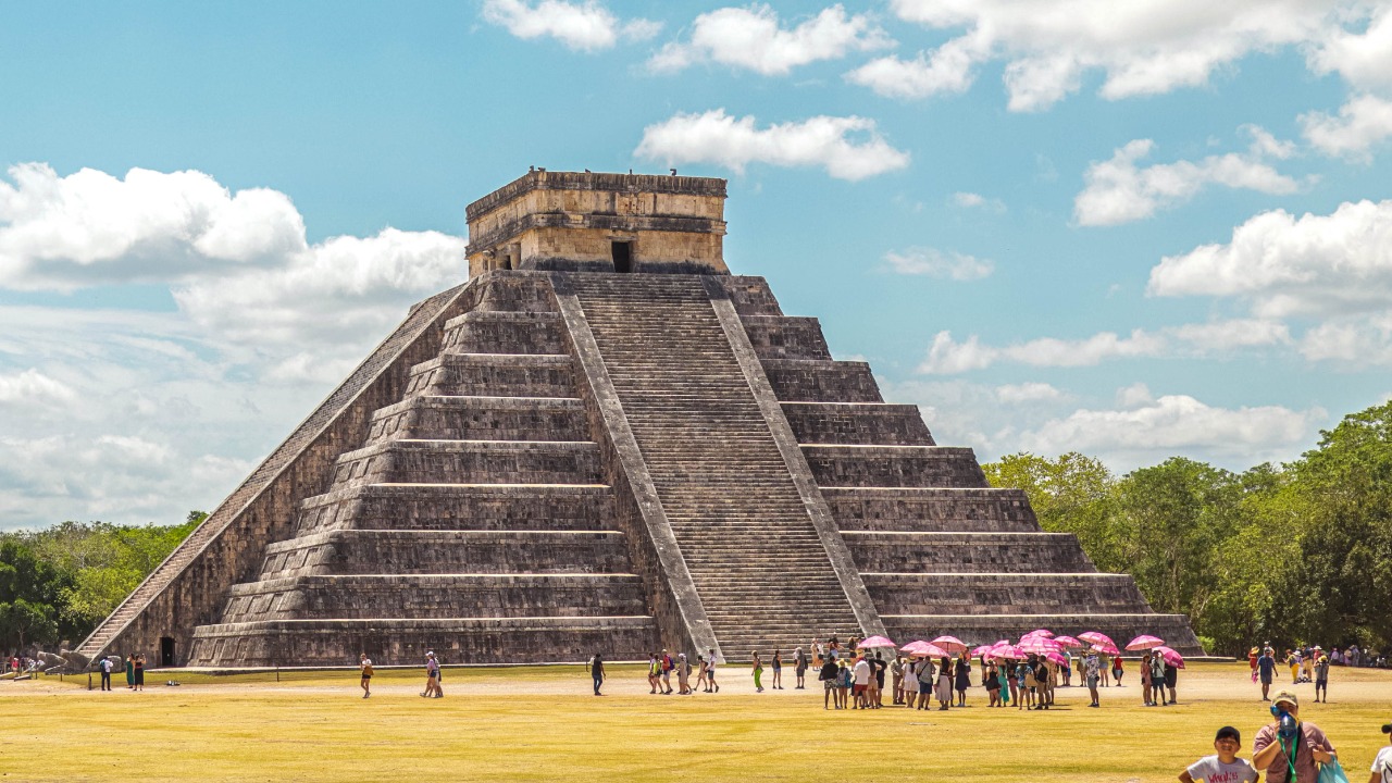 Archaeologists found an untouched Maya city full of pyramids hidden ...