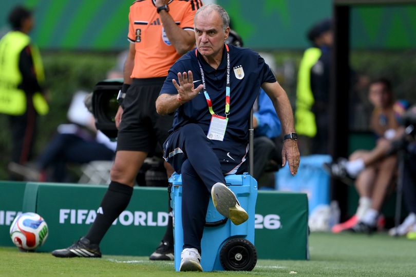 Uruguay icon humiliated by coach after catastrophic World Cup blunder ...