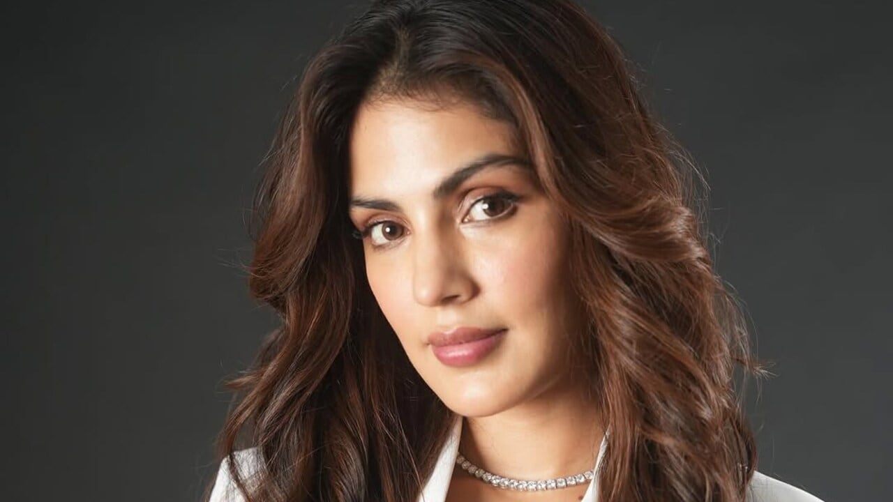 Asked about her relationship status, Rhea Chakraborty says she is ...