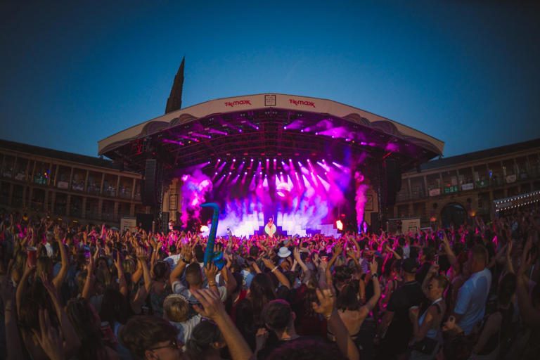 Fantastic photos as Ellie Sax brought Ibiza to Halifax during returning ...