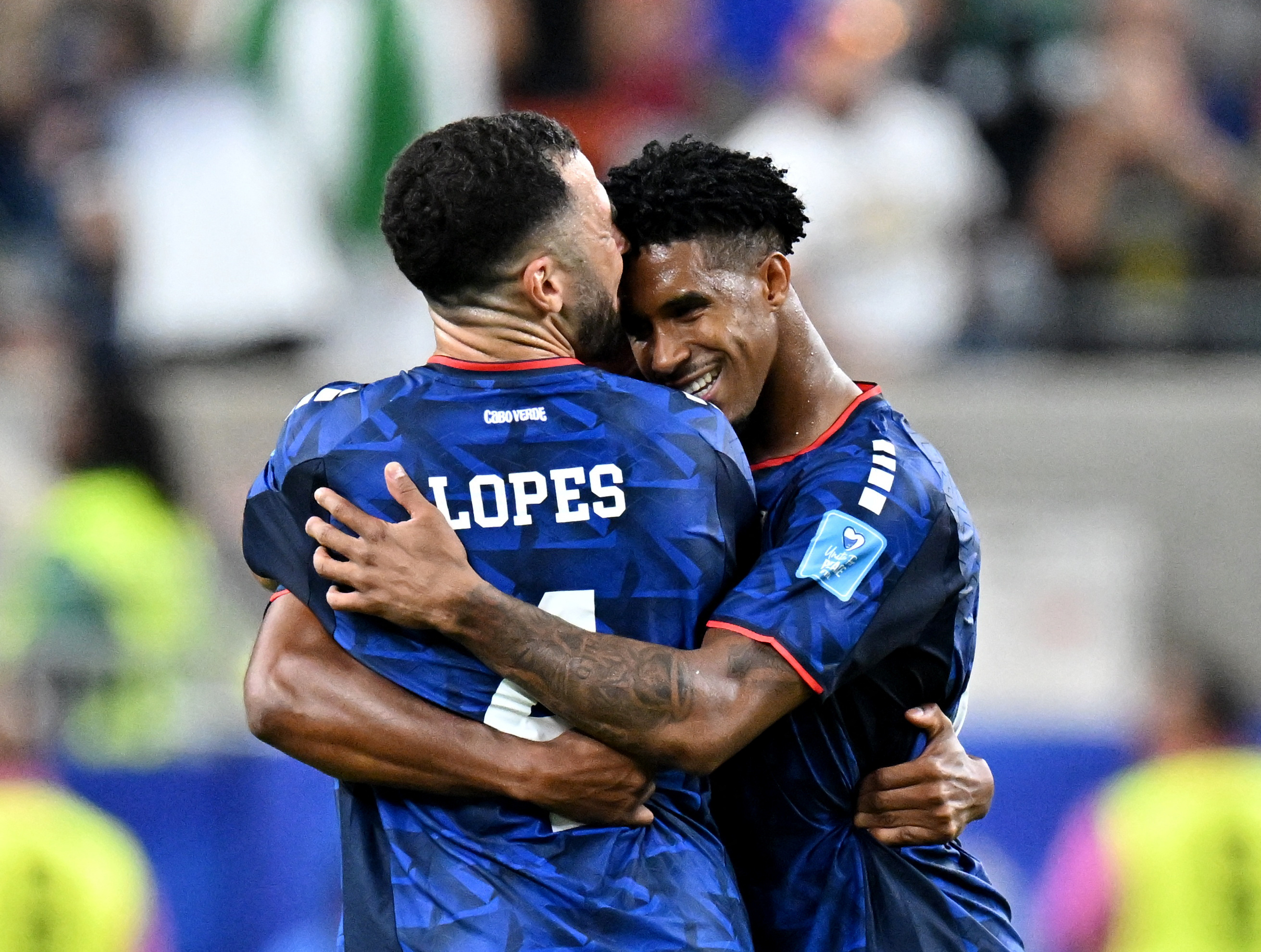 Which teams are in the World Cup round of 32, and what’s the schedule?