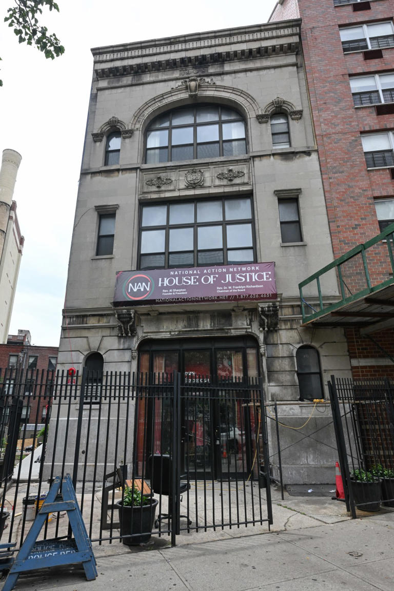 Tony winner cut real estate firm out of broker fee in $6M historic NYC ...