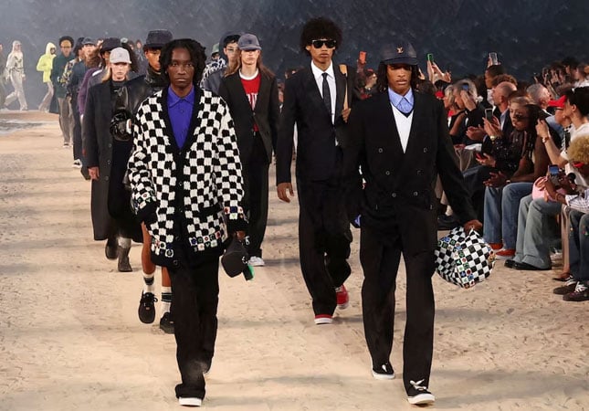Louis Vuitton show draws scrutiny amid France heatwavePublished on ...