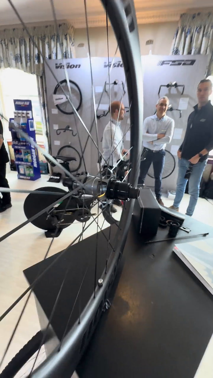 Unveiling the new Vision carbon wheelset