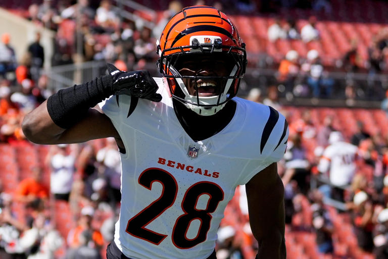 Bengals' biggest recent surprise shakes up depth chart outlook