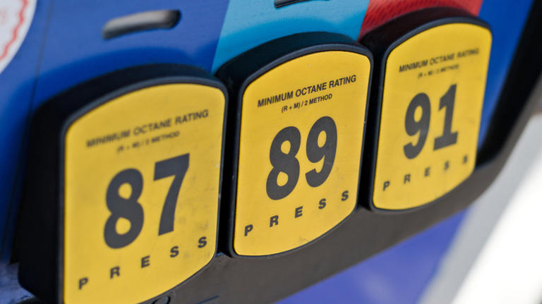 93 octane vs 91 octane: What's the difference between these fuel types?