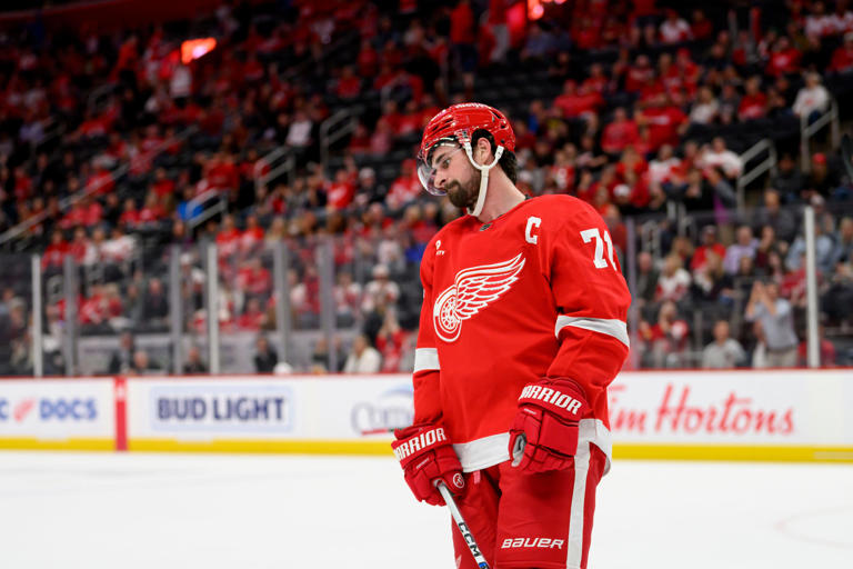 Red Wings GM Steve Yzerman addresses Dylan Larkin trade request