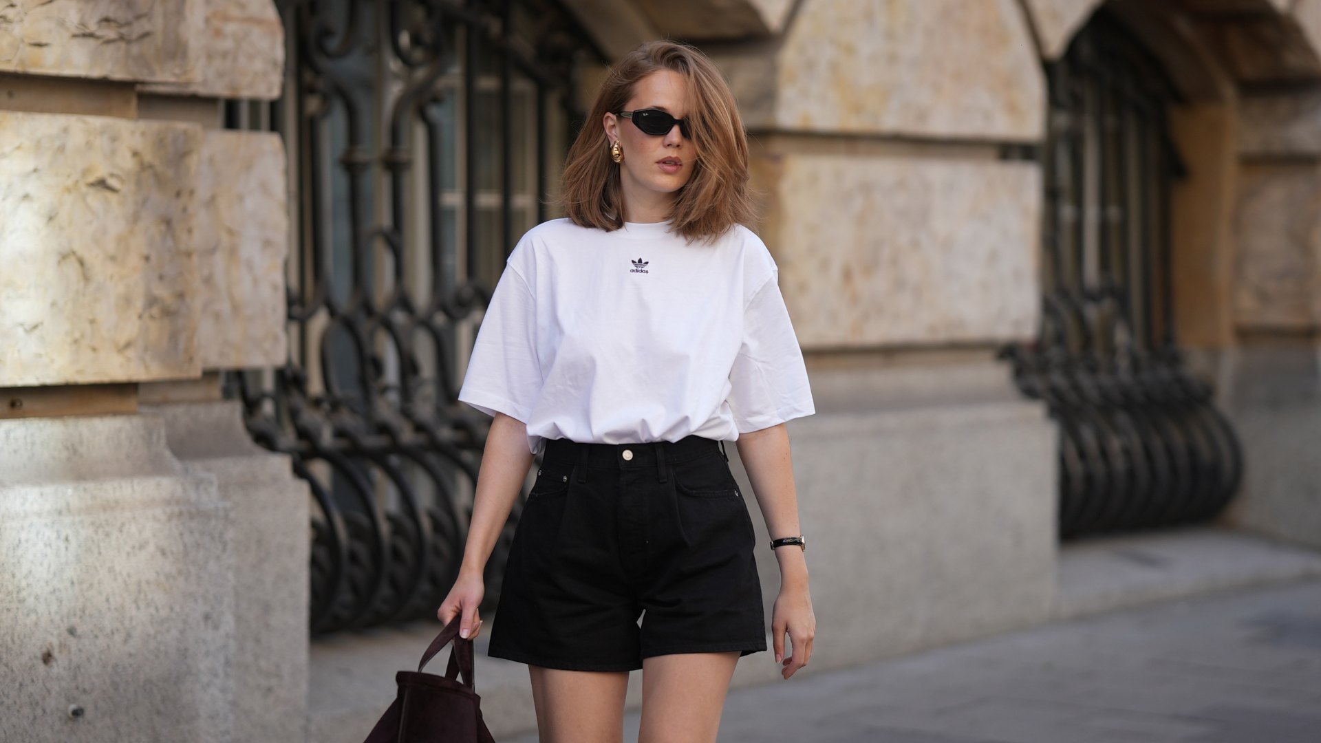 I'm 5'0 - these expensive-looking tailored shorts elongate my frame