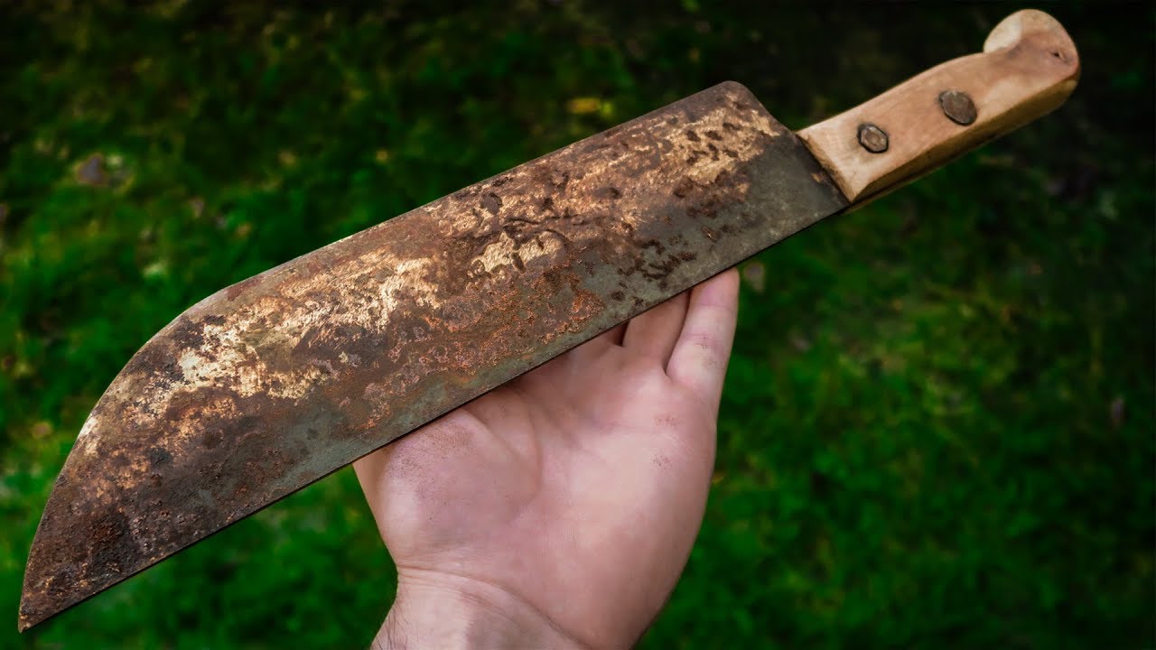 Turning a rusty knife into a chef's tool