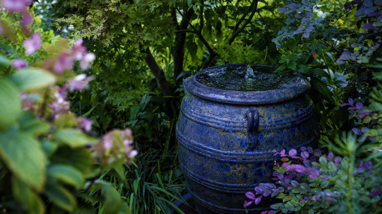 Ditch traditional fountains: The low-maintenance alternative that looks ...