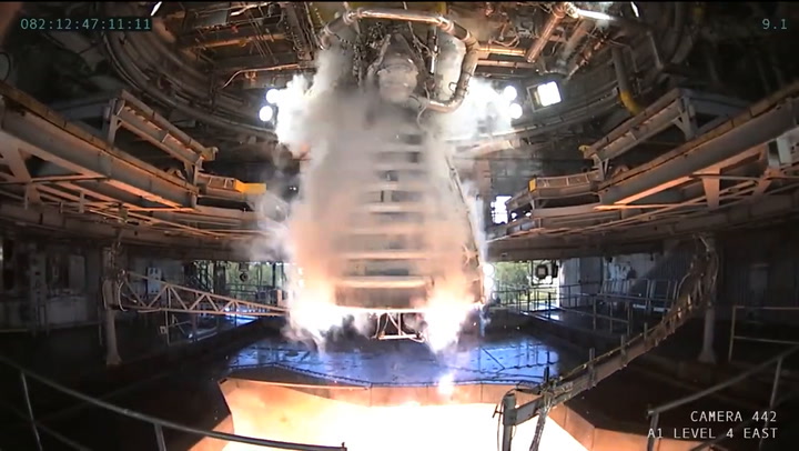 NASA fires up Artemis moon rocket S-25 engine test