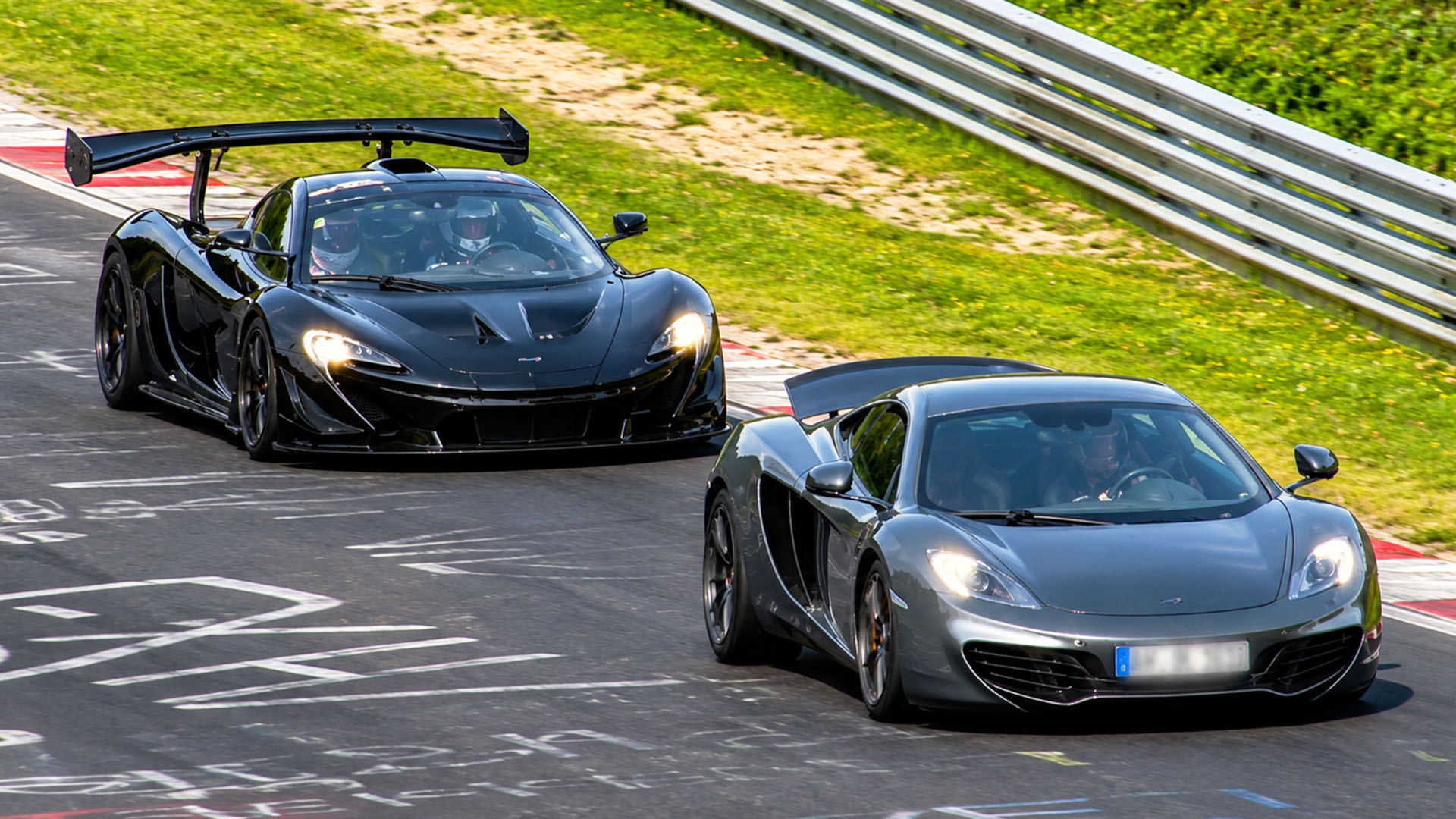 The sound speed and precision of McLaren at the Nürburgring Nordschleife
