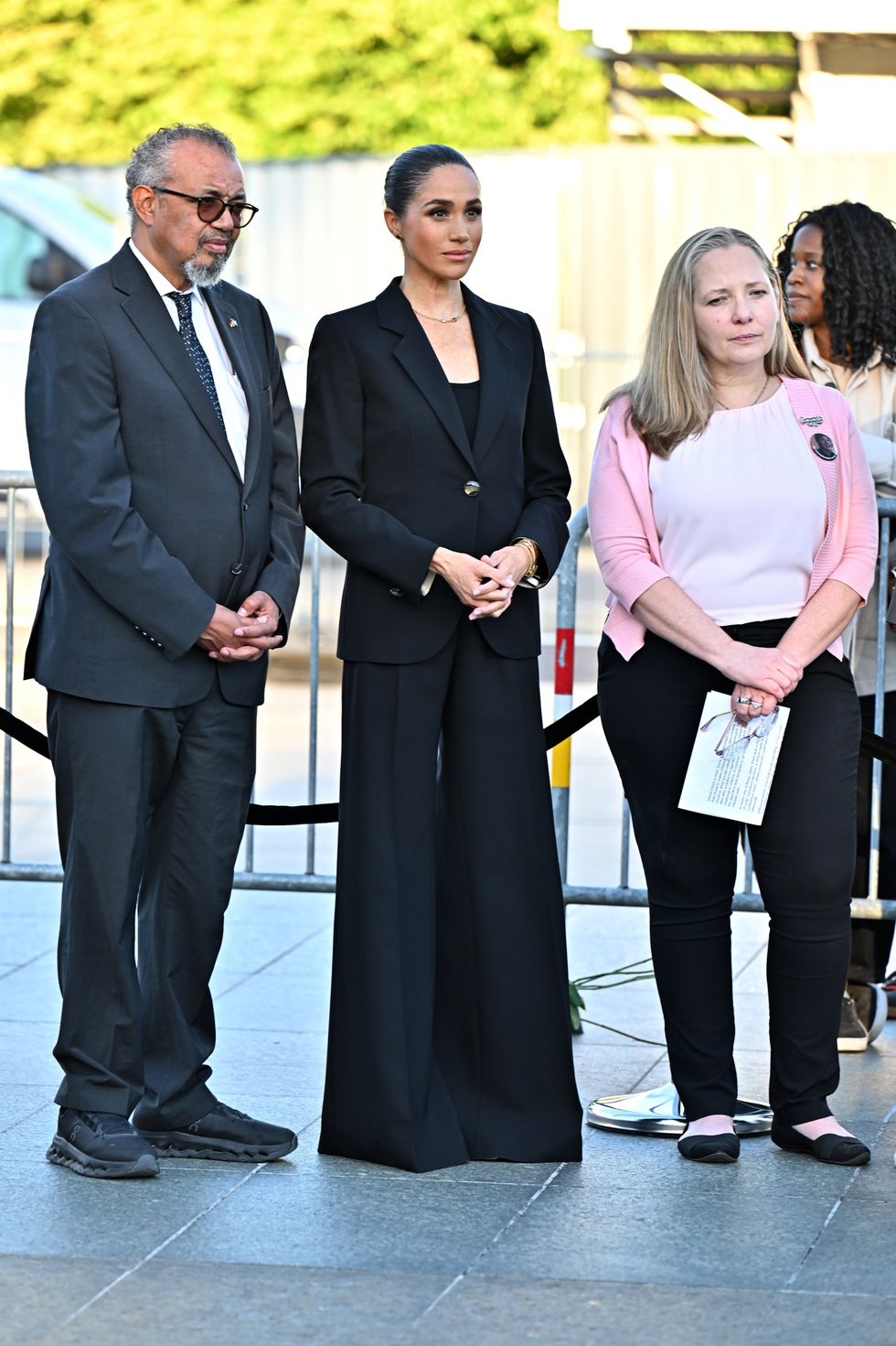 Meghan debuts mystery blue ring as fans draw comparisons to Diana's ...