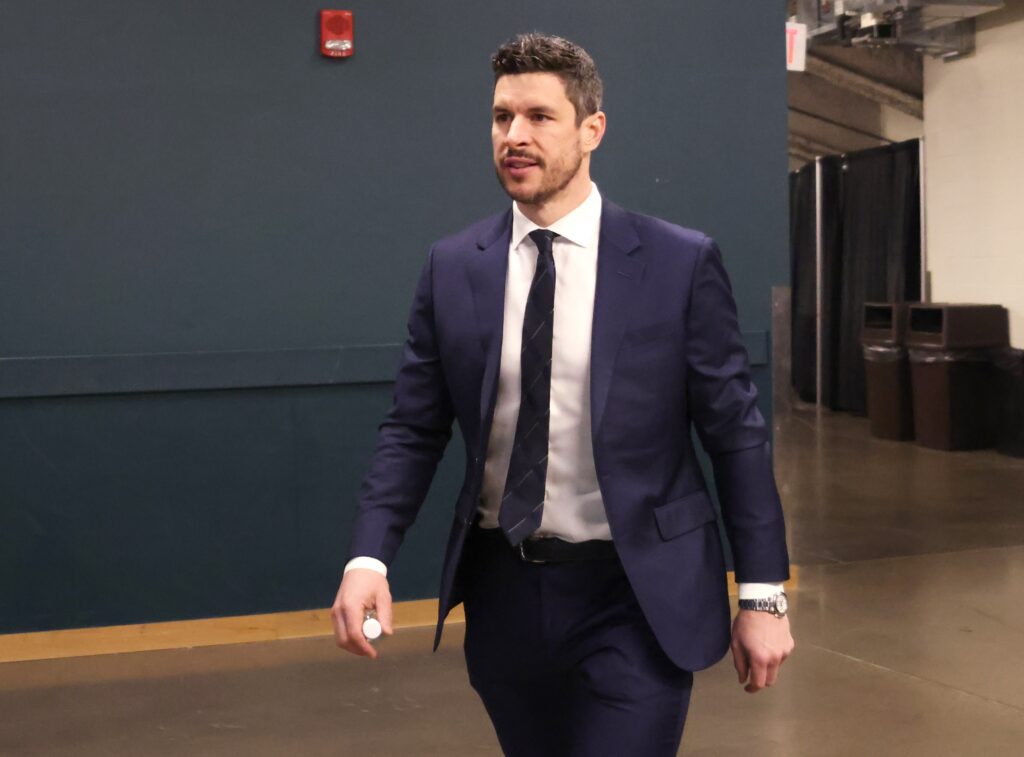 Sidney Crosby gives the Ruck twins a dream welcome with special post ...