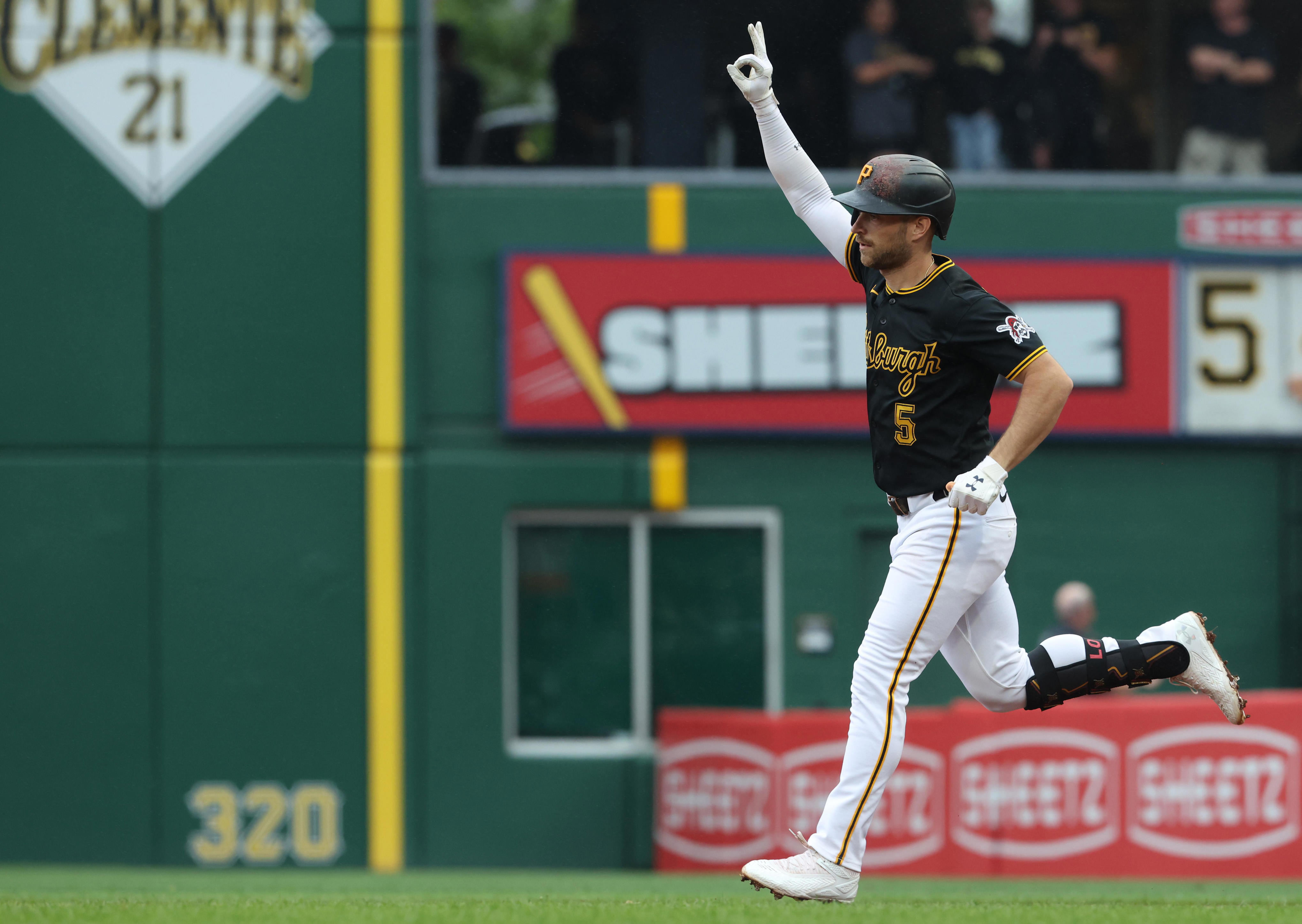 Brandon Lowe first Pirates player with 20 homers before the break since ...