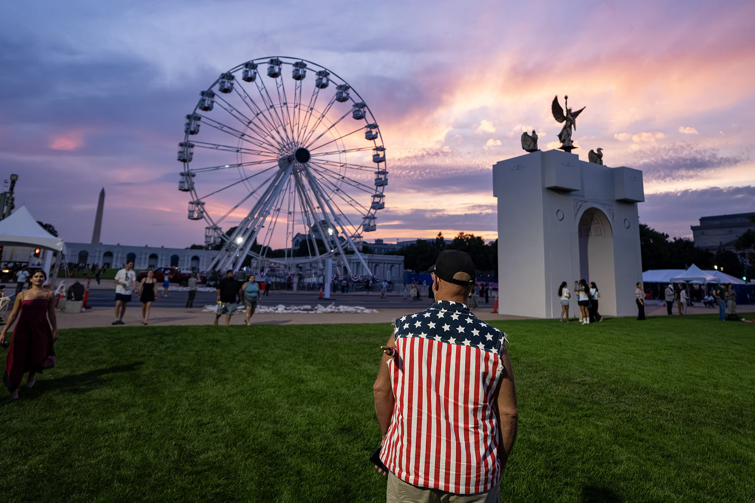 Great American State Fair attendees say they haven’t noticed politics ...