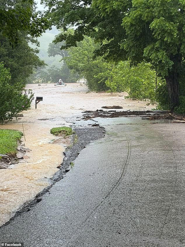 Roads turn to rivers as floods sweep Kentucky on third day of life ...