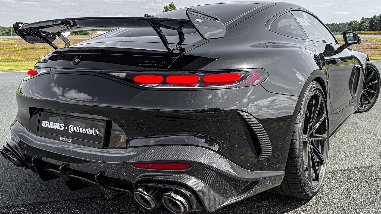 BRABUS GT 1000 shows off its aggressive design and sound