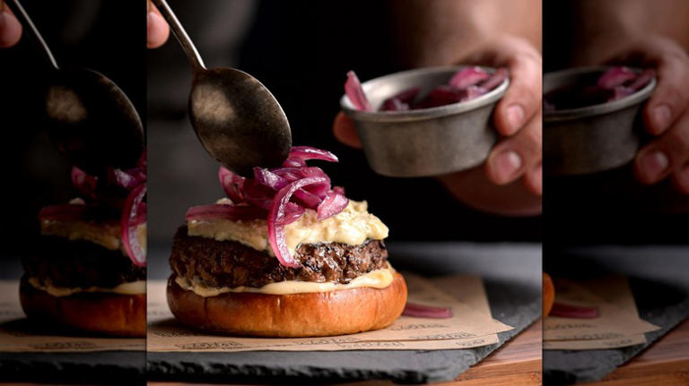 Cheeseburger, but make it fancy: Olive Garden's sister chain will have ...