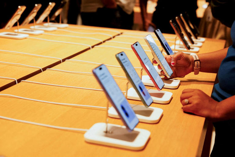 AOC says 'we need to break up these companies' after Apple raises ...