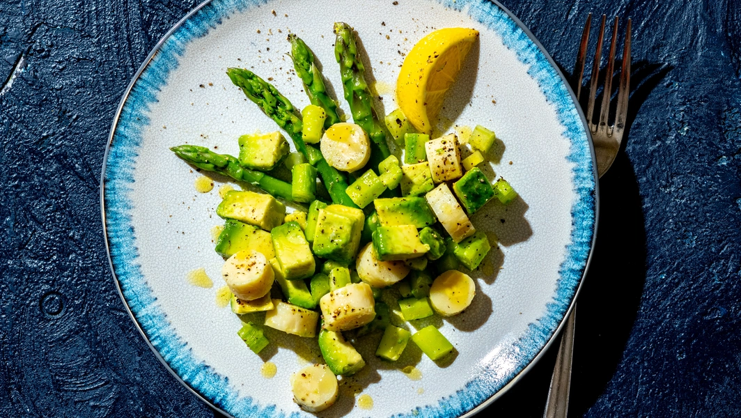 7 expert-approved salad dressings for better health