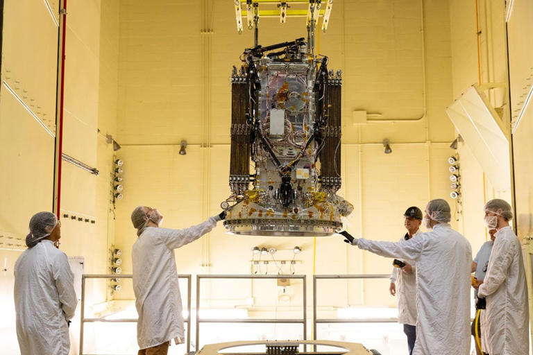 NASA rushes to save Swift telescope from falling back to Earth with $30 ...