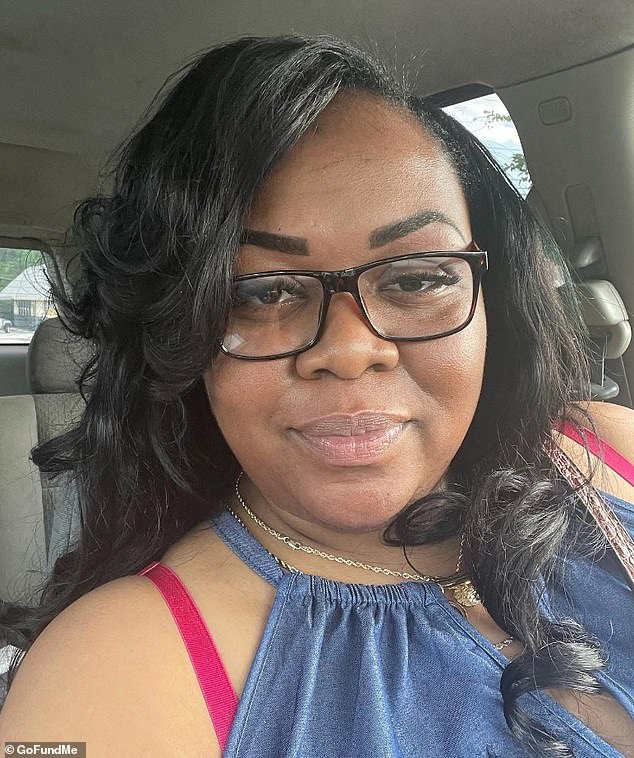 Mom-of-three Dollar General manager is shot dead by customer over ...