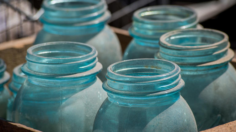 Not your average mason jar — this vintage find is a collectible worth ...