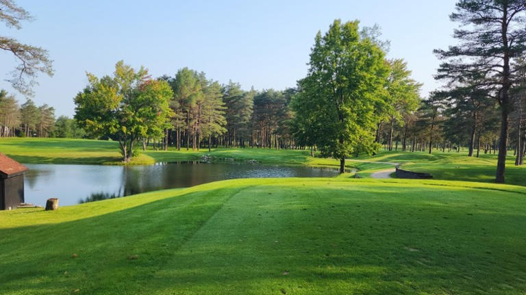 Michigan's '20 lakes in 20 minutes' city is a retirement gem with a ...