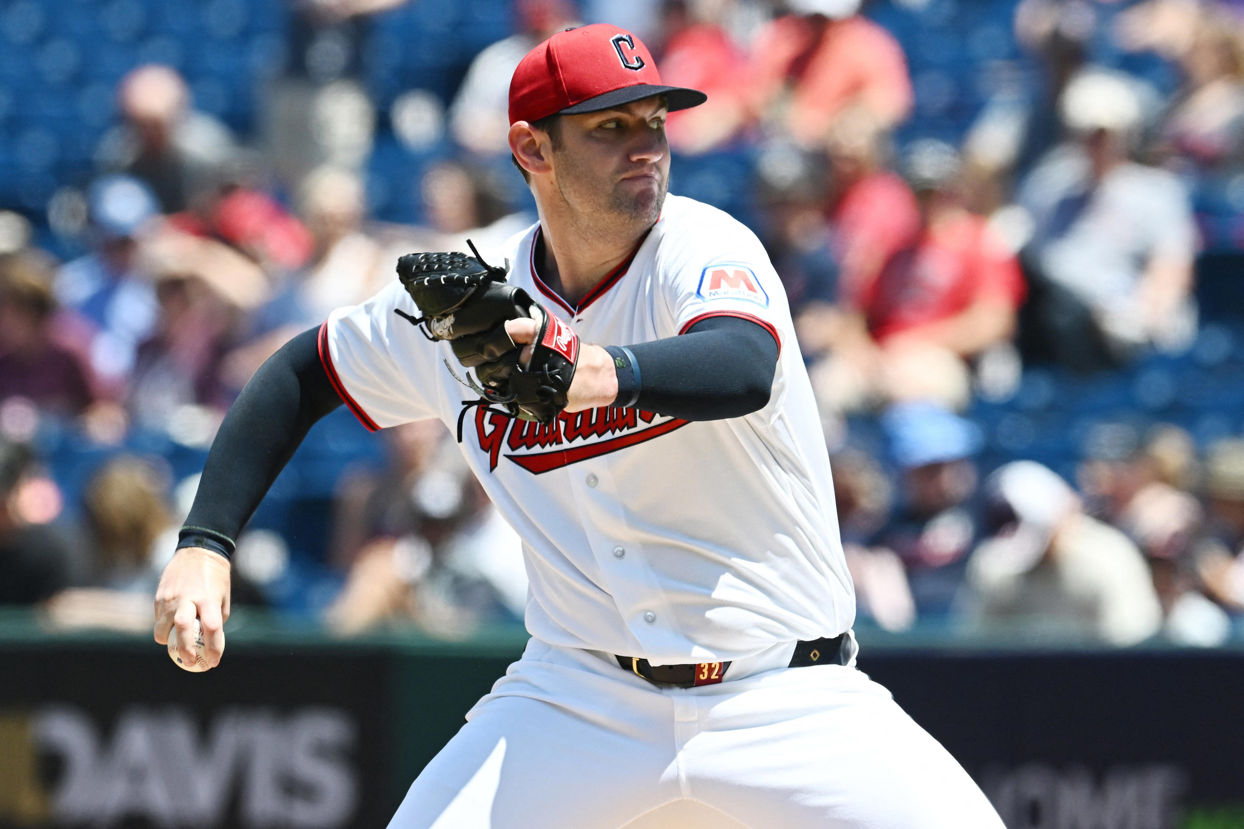 Guardians score vs Mariners. DeLauter, Hoskins deliver big hits in win