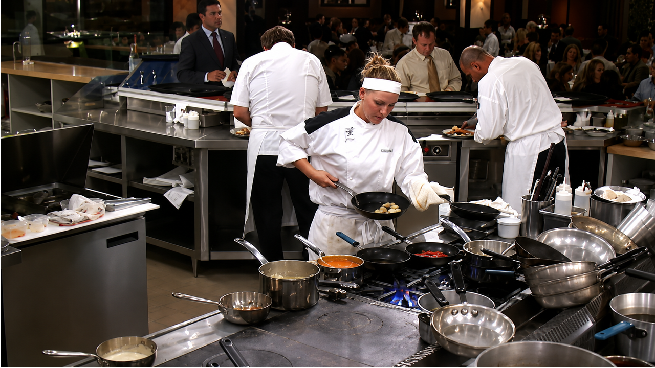 Gordon Ramsay catches a chef lying about his fish dish