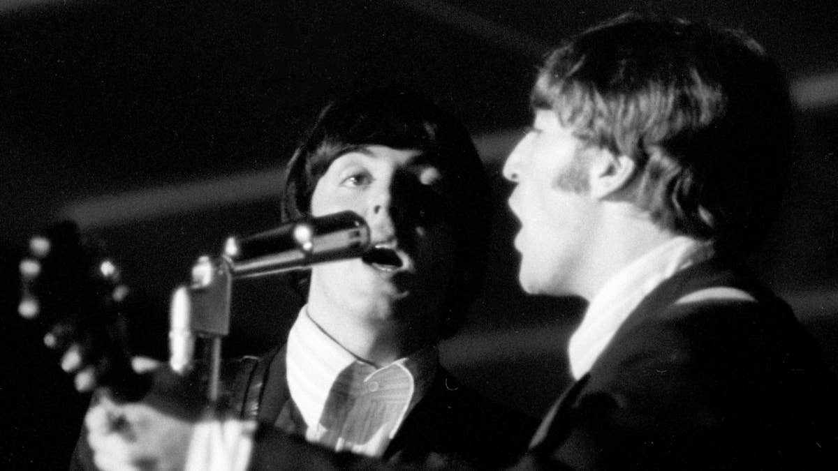 Celebrating 46 years since Paul McCartney's 'Coming Up' topped ...