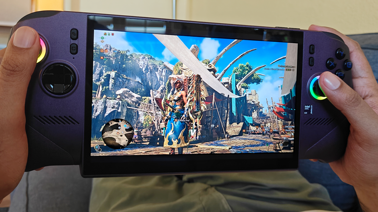 I tried a Windows handheld PC, and its docking system made it my ideal ...