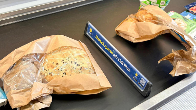 Bäckertüte mit Plastikfenster: In welchen Müll kommt sie wirklich?