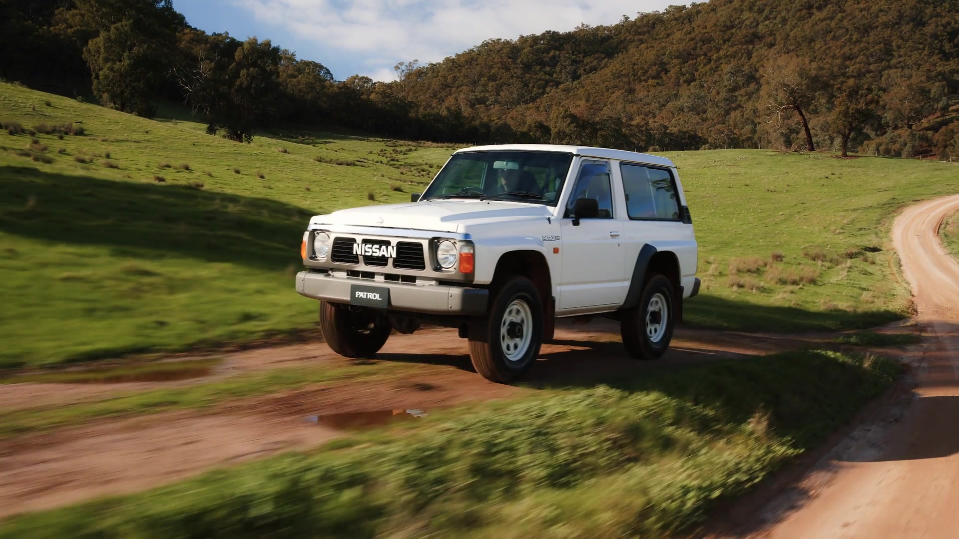 2026 Nissan Patrol Y62 Patrol send-off trailer