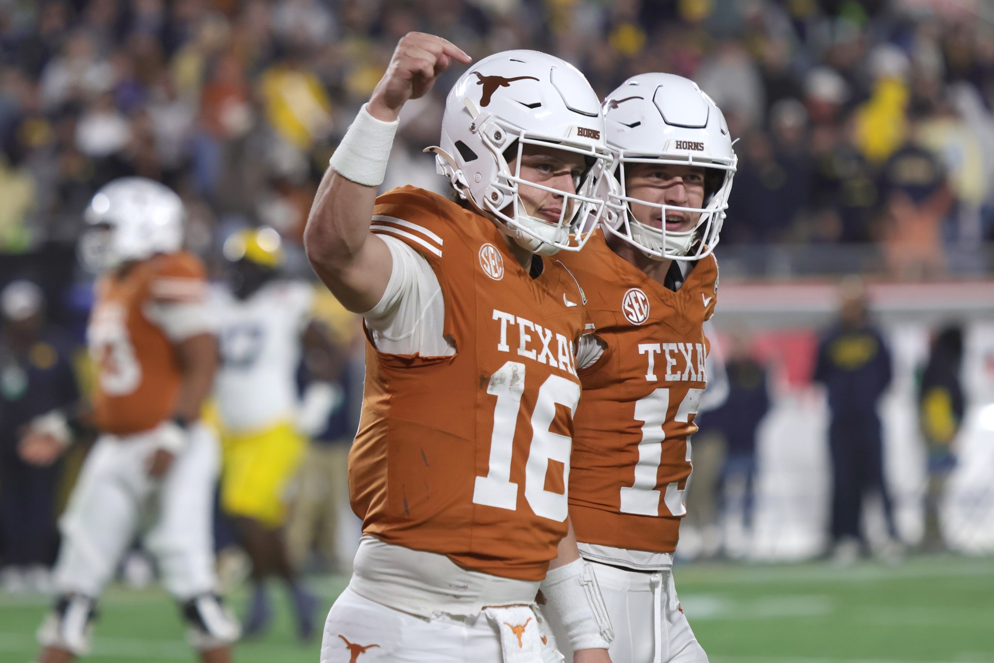 Archie Manning expresses 1 major disappointment regarding Texas' Arch ...