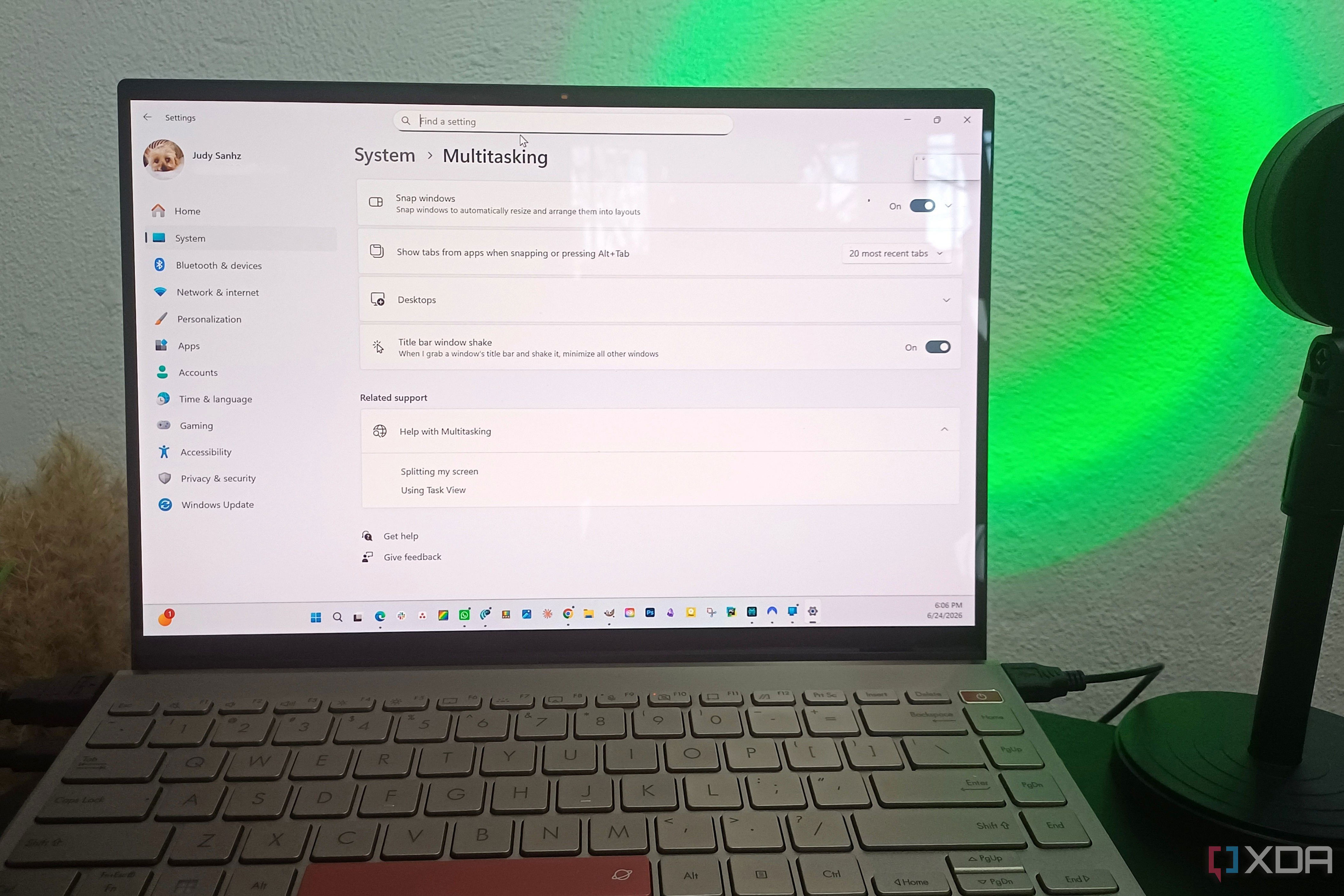 It takes seconds to enable these Windows 11 multitasking settings, but ...