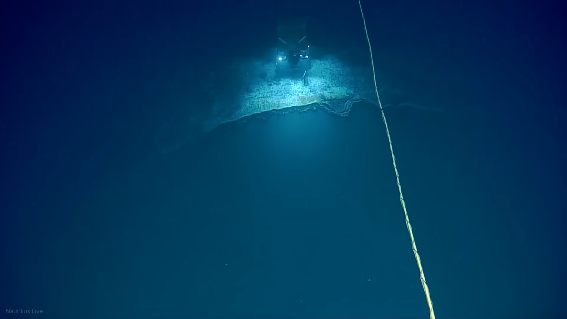 A submersible found a lake under the ocean - then the bodies appeared