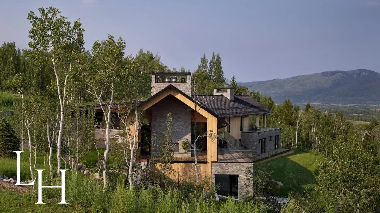 This $18.5 million Wyoming estate has no visible neighbors