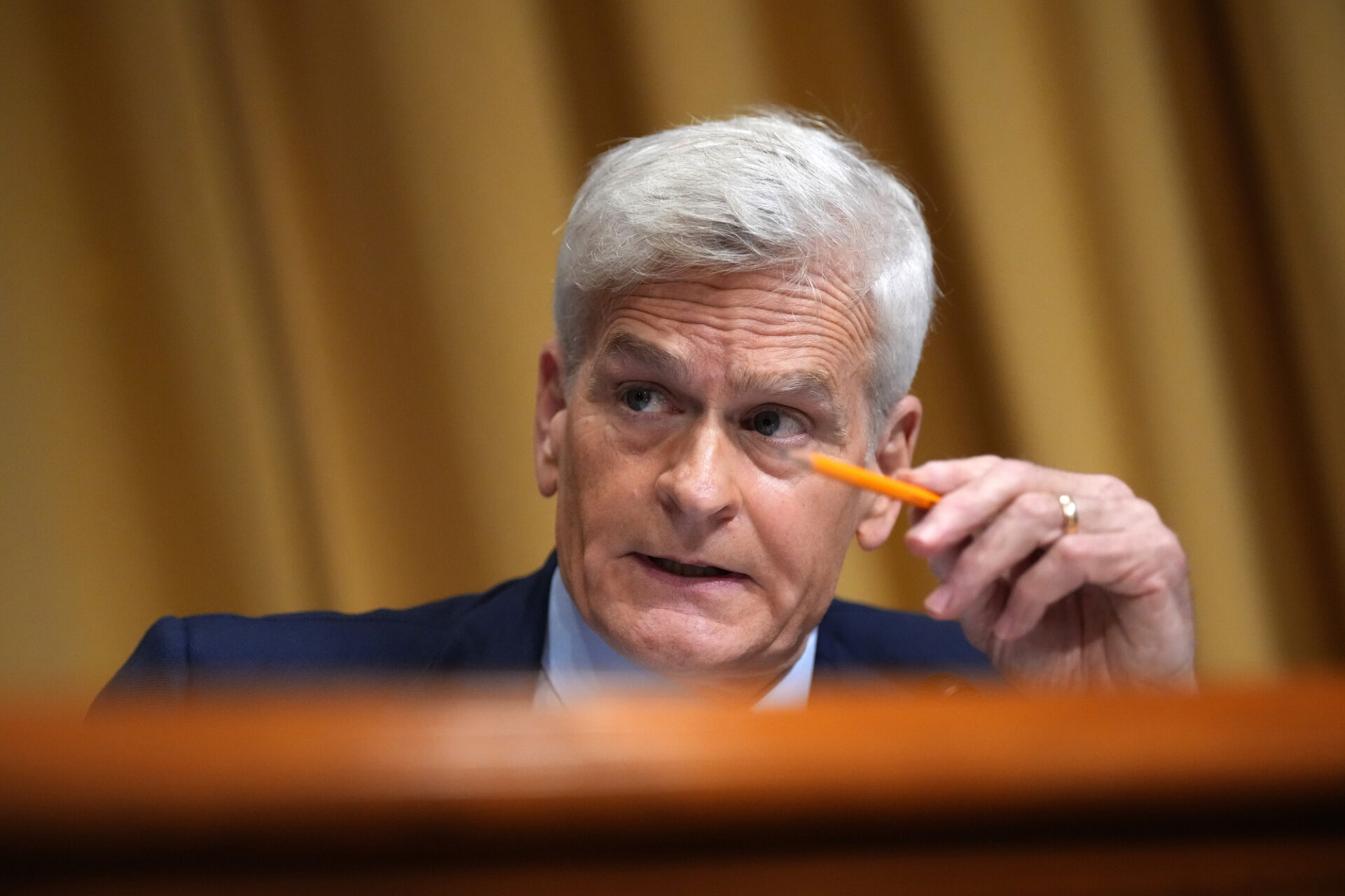 'Lunatic!' Trump blasts Republican senator
