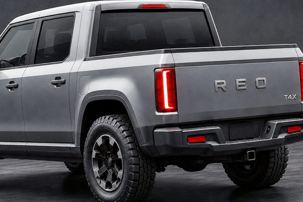 This tiny Texas pickup takes the old-school route against Slate’s bare ...