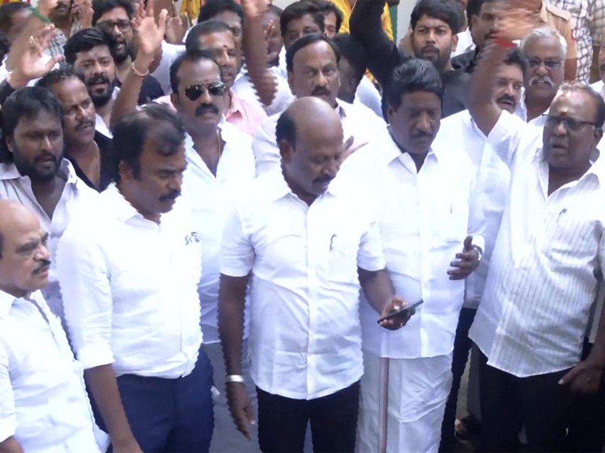 DMK student wing protests seeking arrest of TVK leader Sarath