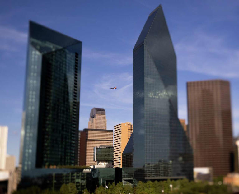 There's another sign that Dallas will land billion-dollar Morgan ...